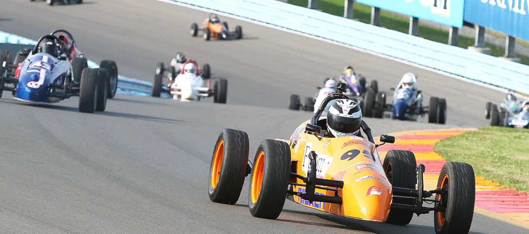 Formula Vee and Formula 1200 Race Series | Challenge Cup Series